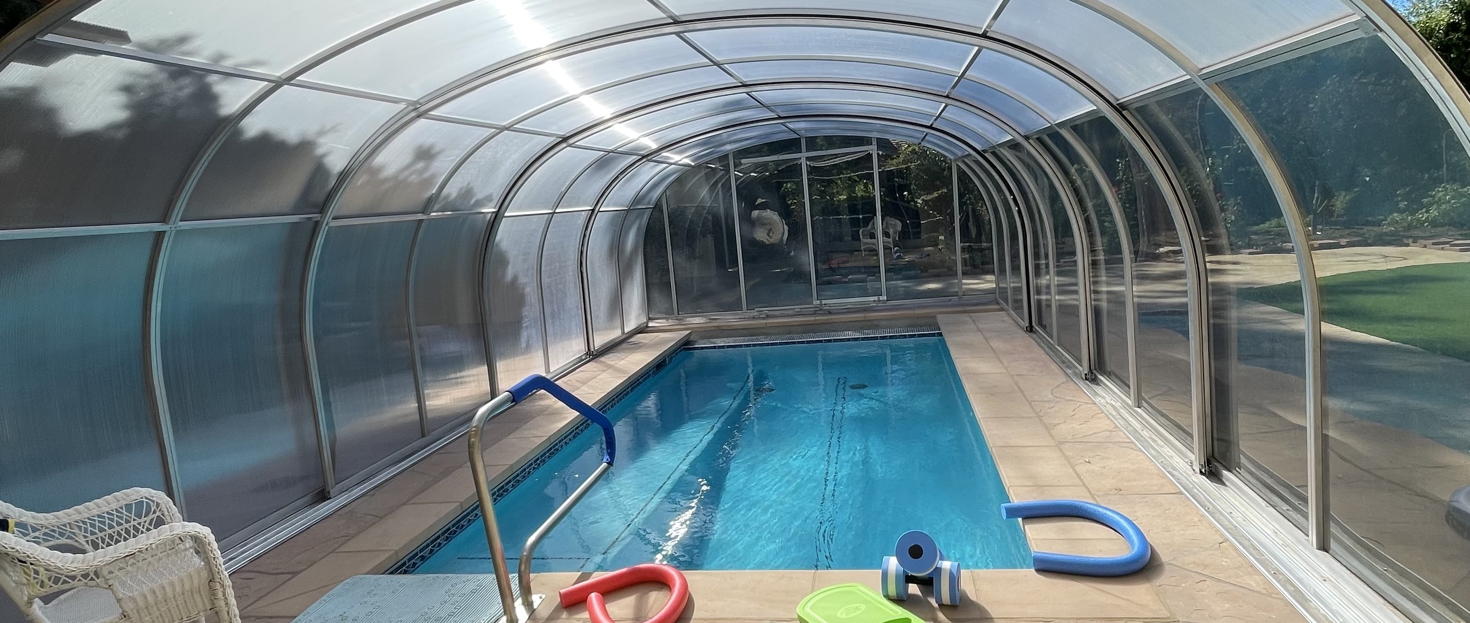 Ultimate Pool Enclosures & Covers: Enhance Safety & Style